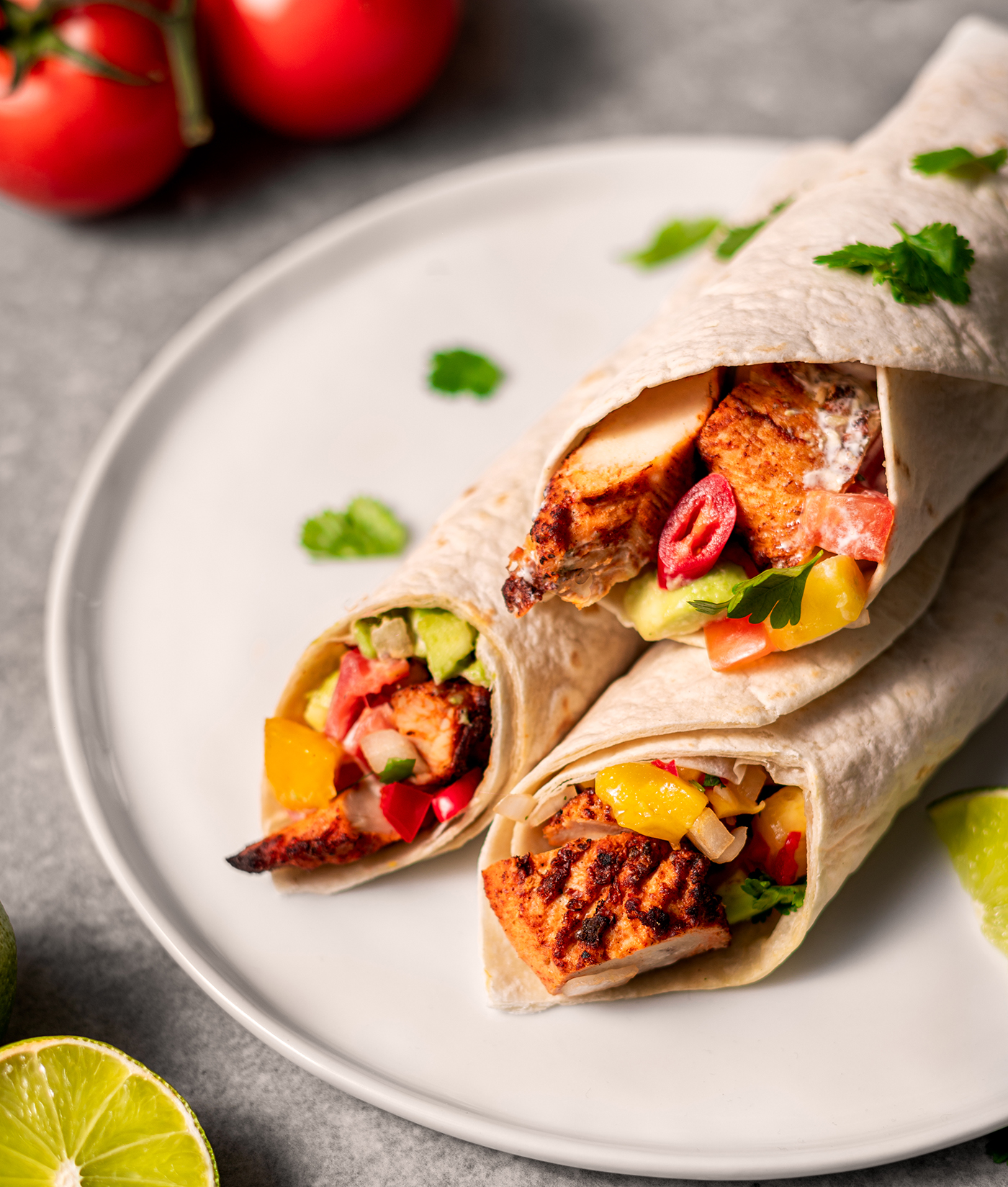 Kycklingwrap med frisk mangosalsa - Guldfågeln